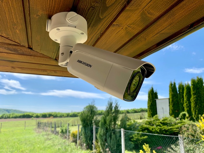 ip kamera fehér,kamerarendszer referencia,riasztórendszer referencia